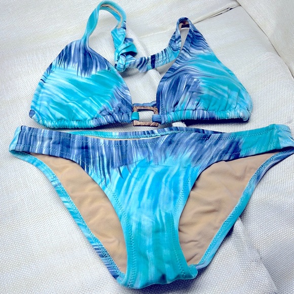 BCBGMaxAzria | Swim | Bcbg Max Azria Two Piece Swimsuit Bikini Size Xs | Poshmark